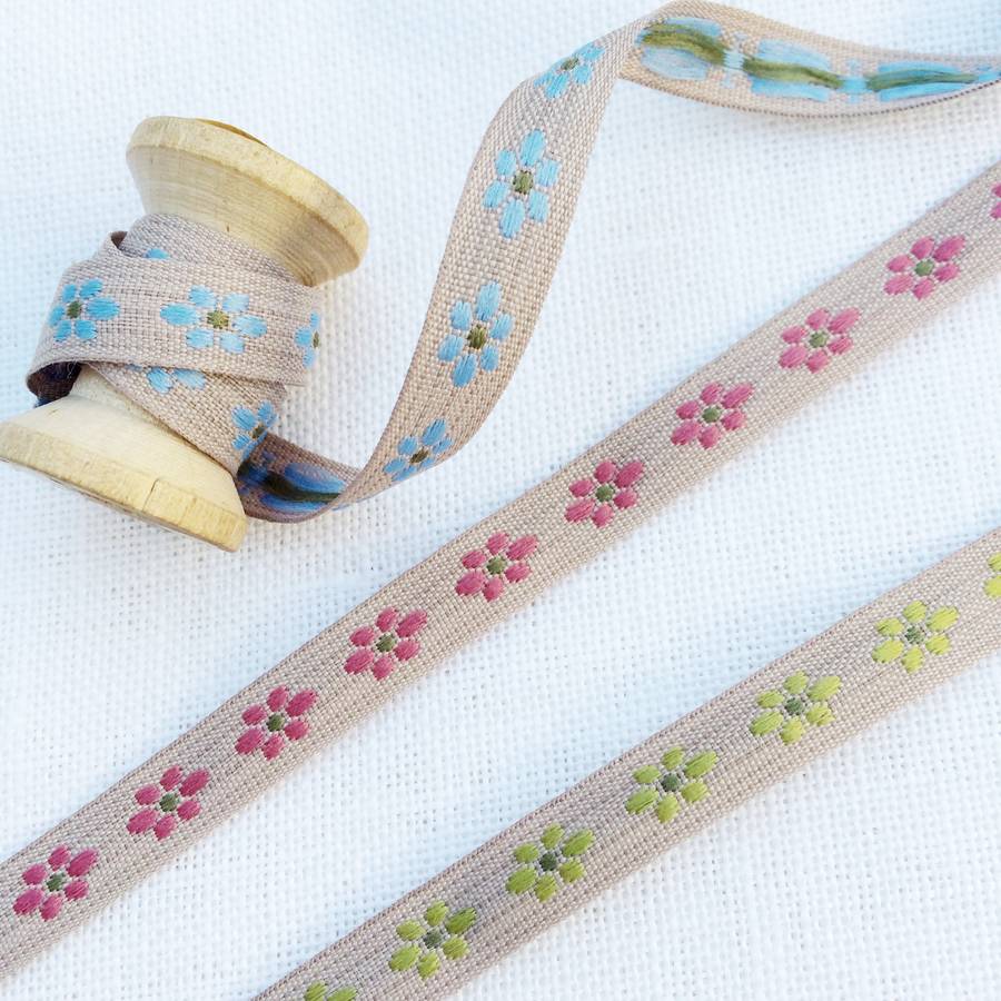 daisy-ribbon-trim-by-stitchkits-notonthehighstreet