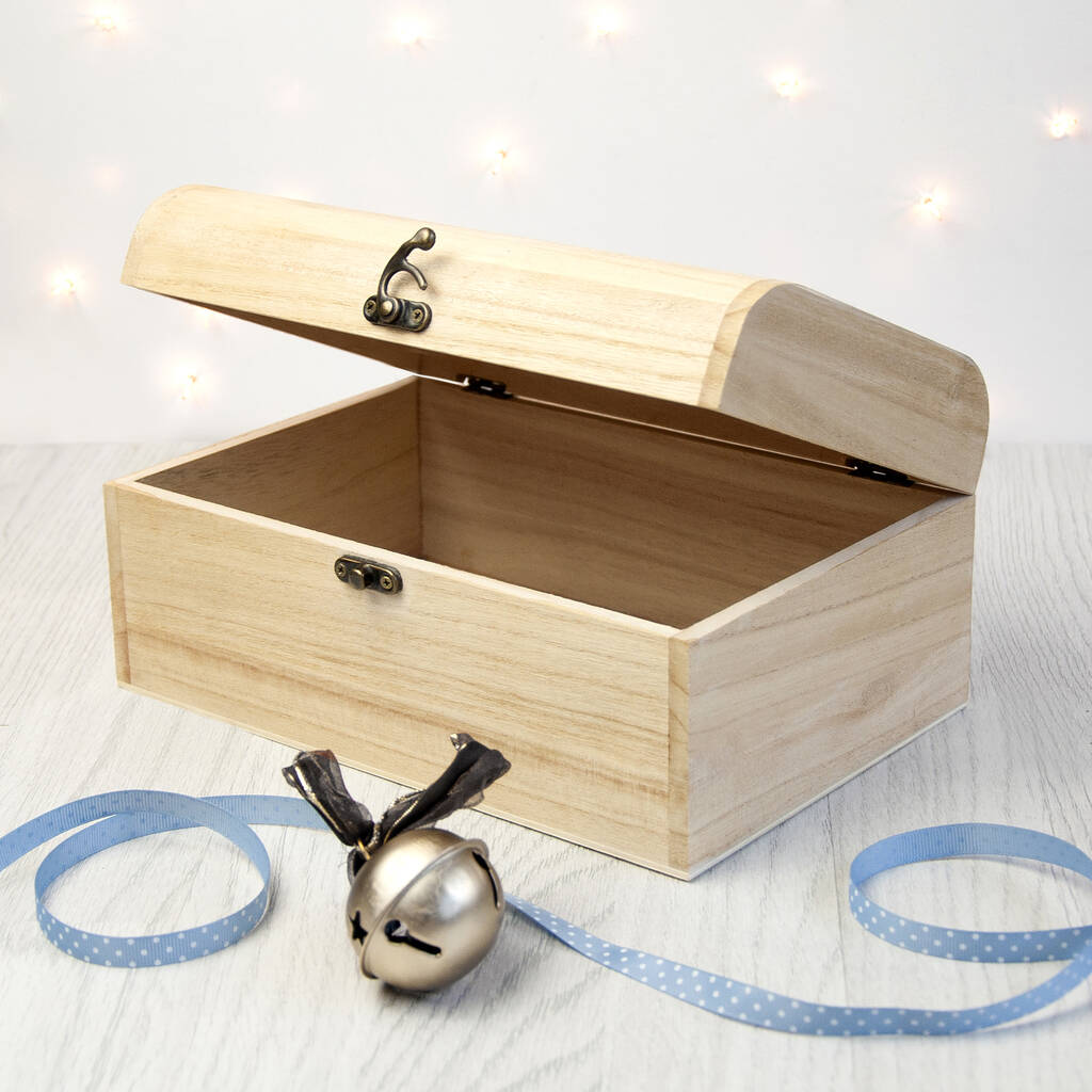 Personalised Kids Engraved Wooden Keepsake Chest By JUNGLEY ...