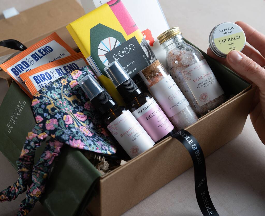 The Glowing Birthday Pamper Gift Bundle By Bundle & Beau ...
