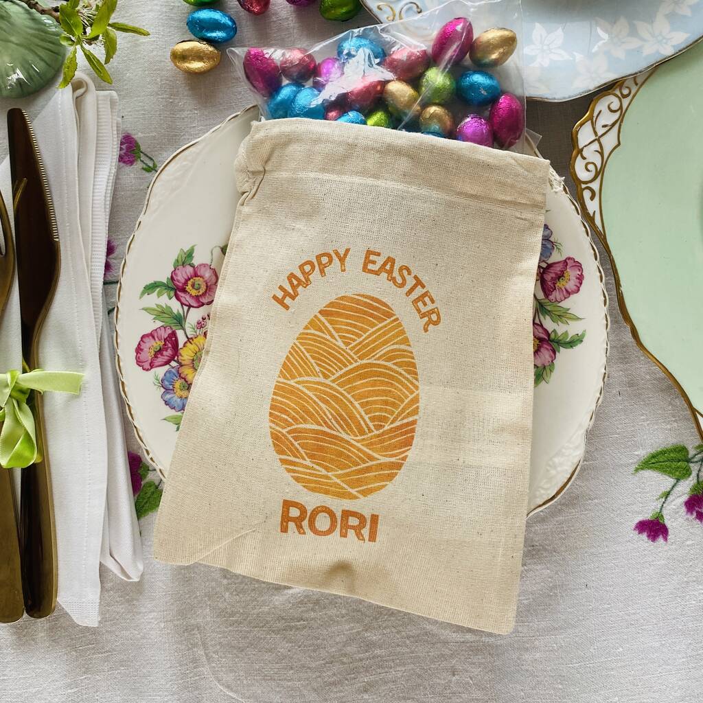 Wave Pattern Egg Bag With Chocolate Eggs By So Close