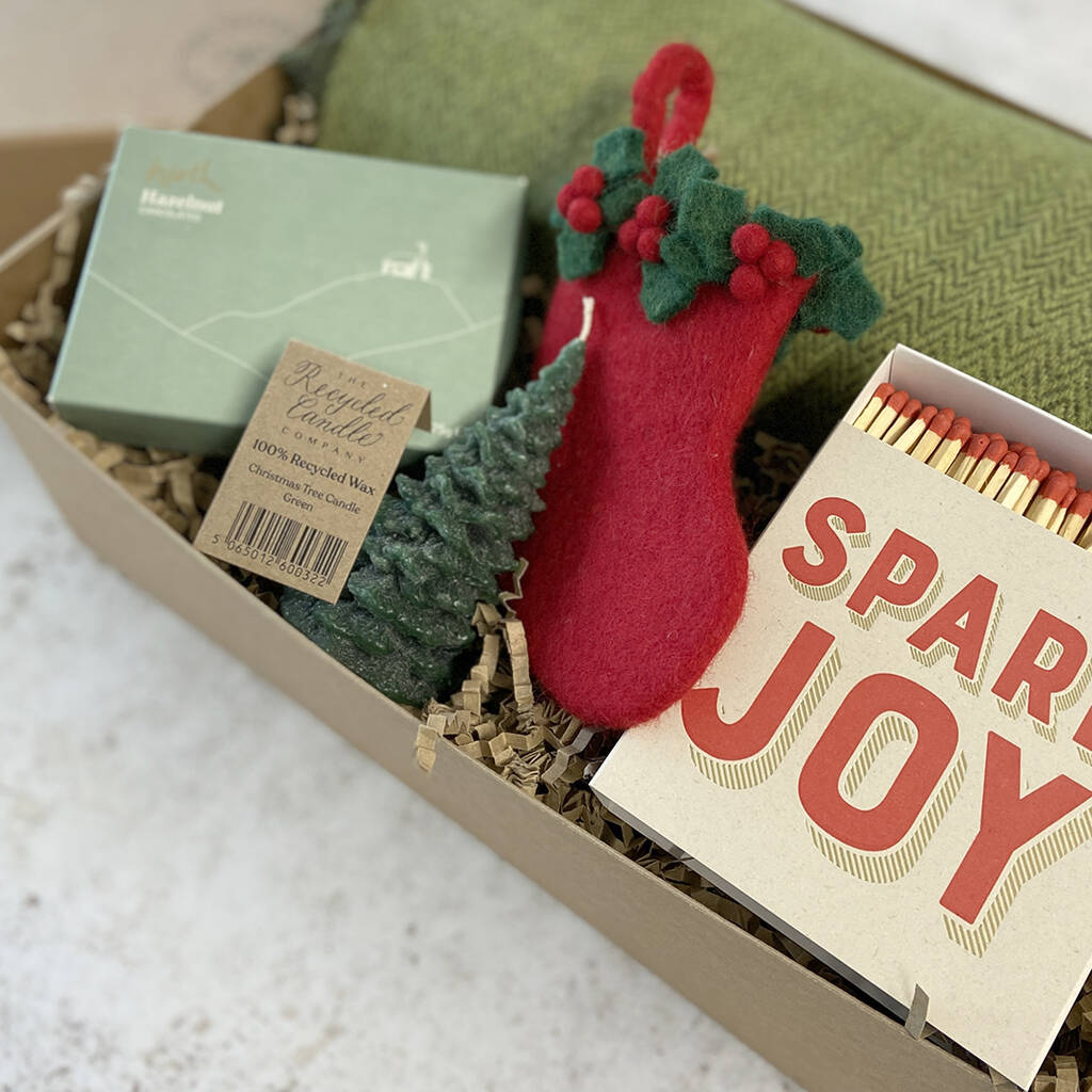 Snug Christmas Natural Gift Set By Green Tulip