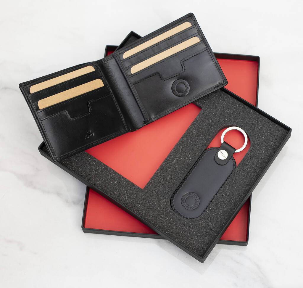 Mens Personalised Leather Wallet Gift Set By Wombat ...