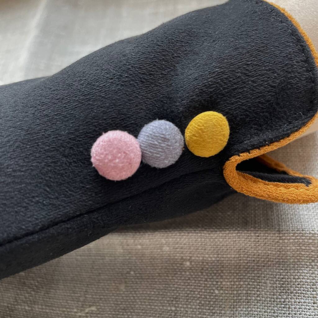Soft Black Fabric Colourful Gloves With Touchscreen Finger By Grace Soft Black Fabric Colourful Gloves With Touchscreen Finger By Grace