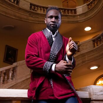 Belgravia Luxury Cotton Short Velvet Robe In Burgundy By Bown of London ...