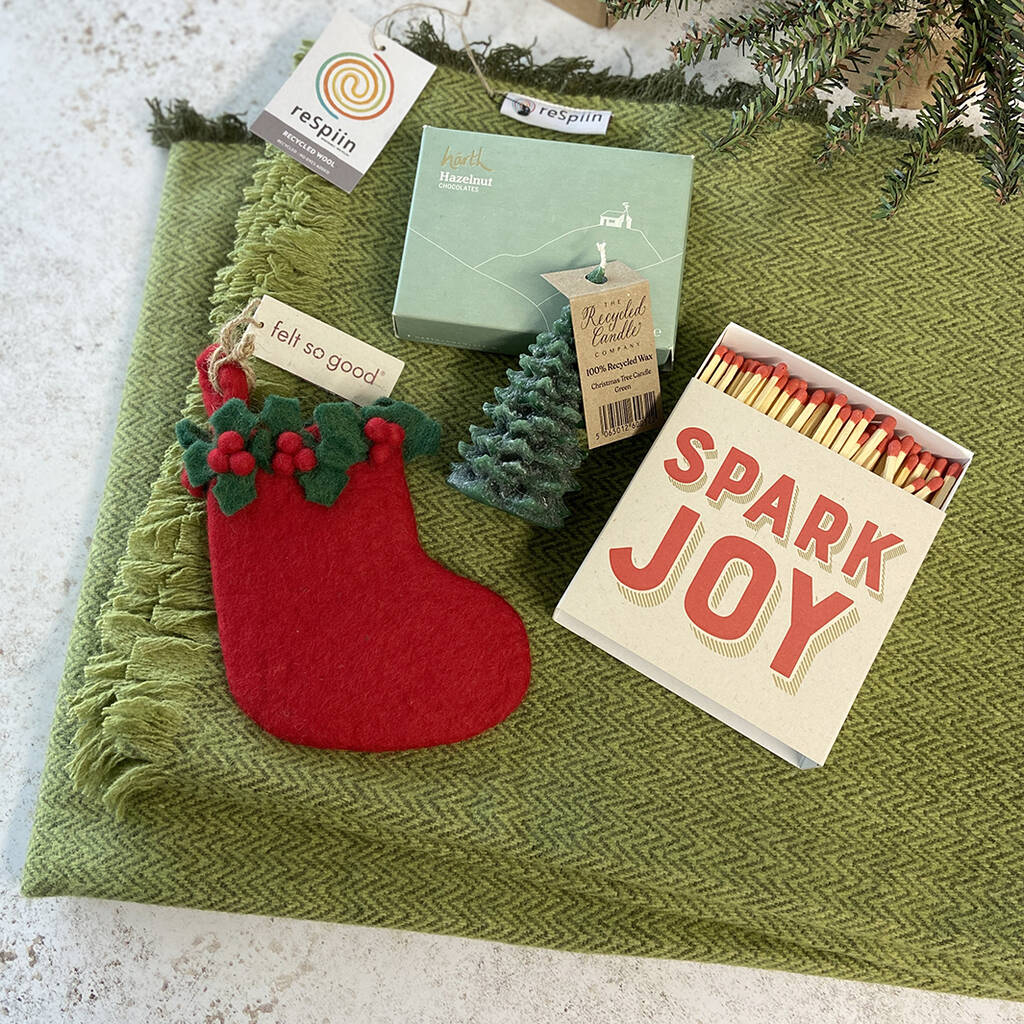 Snug Christmas Natural Gift Set By Green Tulip