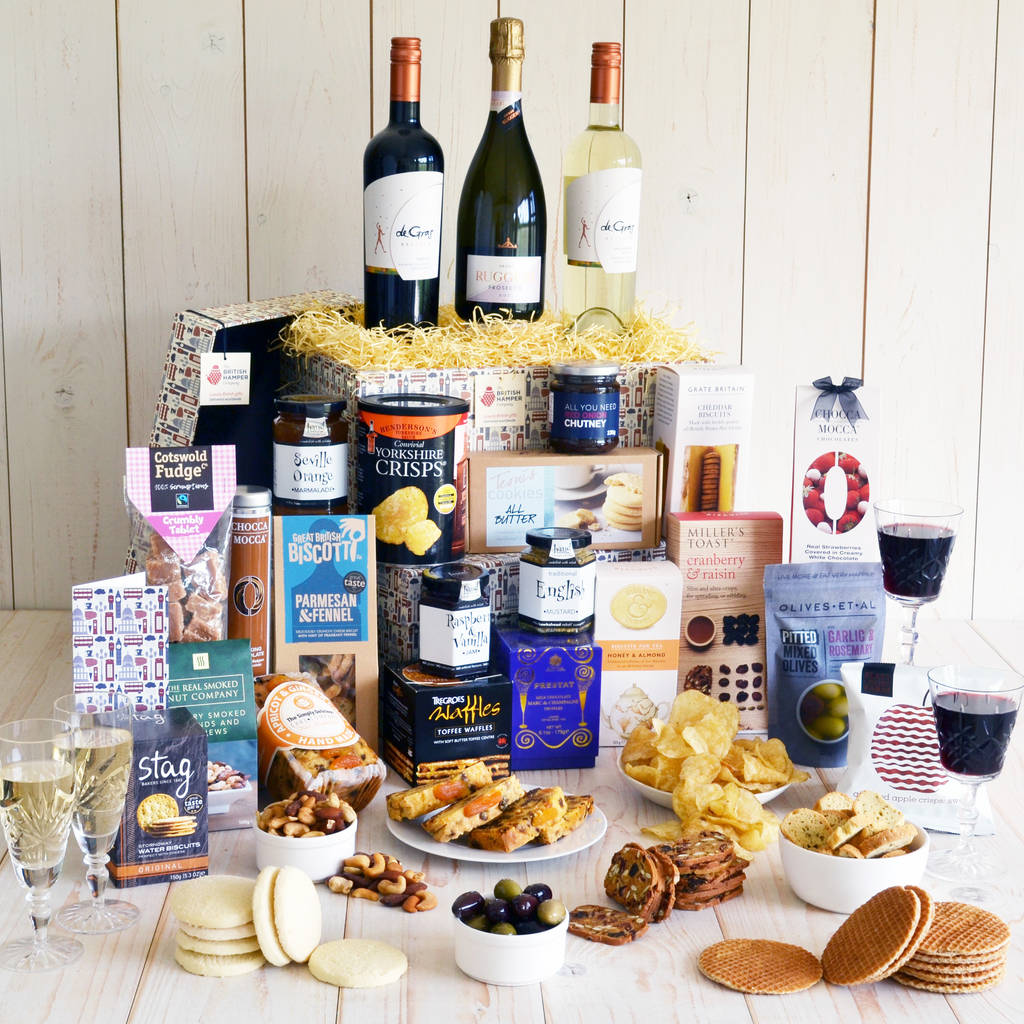 day at the races hamper by the british hamper company ...