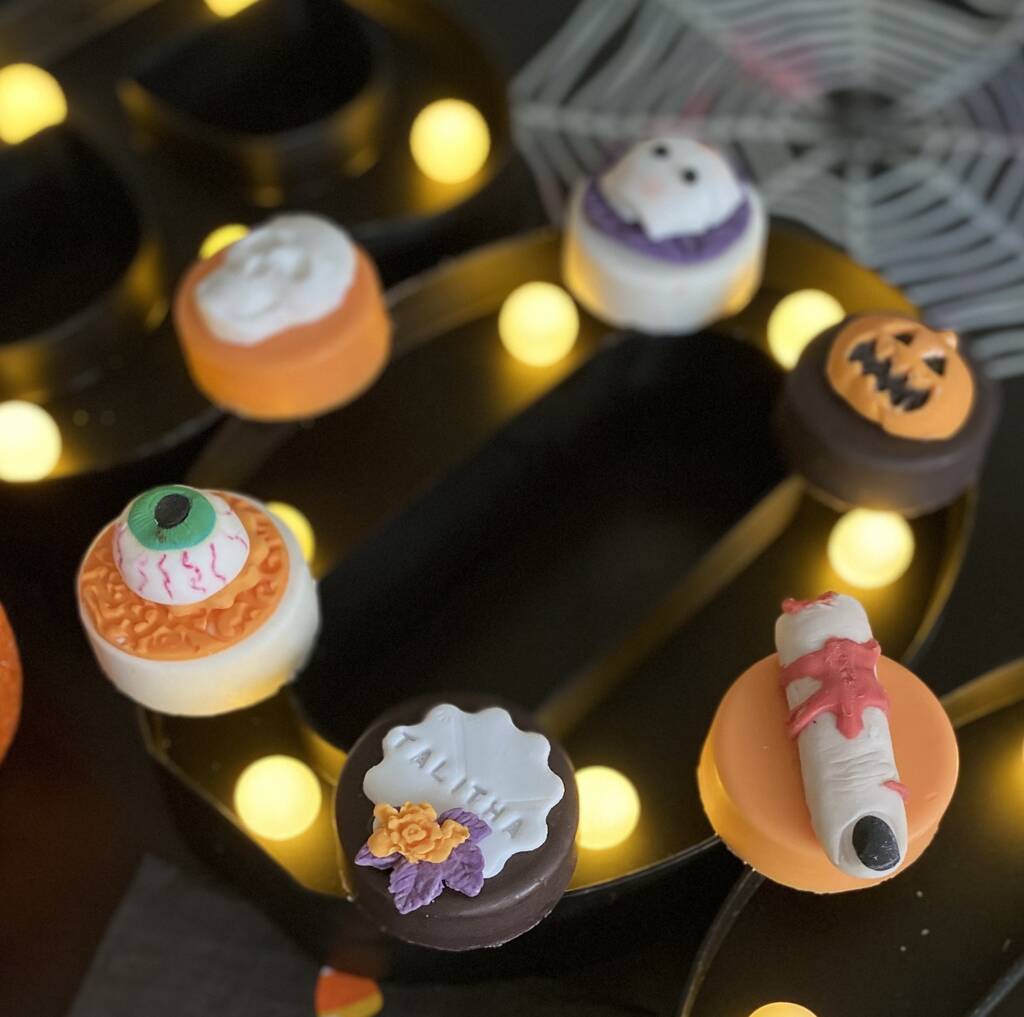 Personalised Halloween Oreo Gift By La Di Da Sweet Treats ...