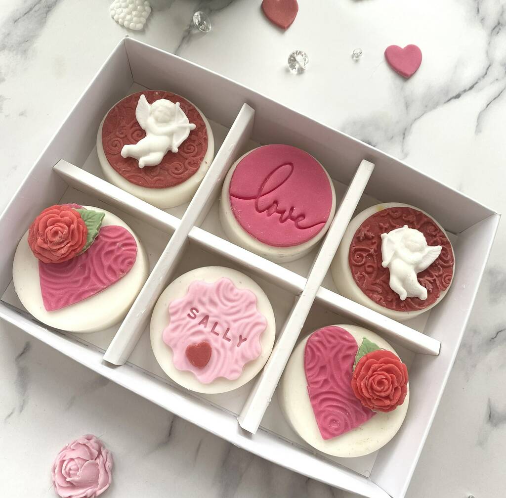 Personalised Love Oreo Gift Box By La Di Da Sweet Treats ...