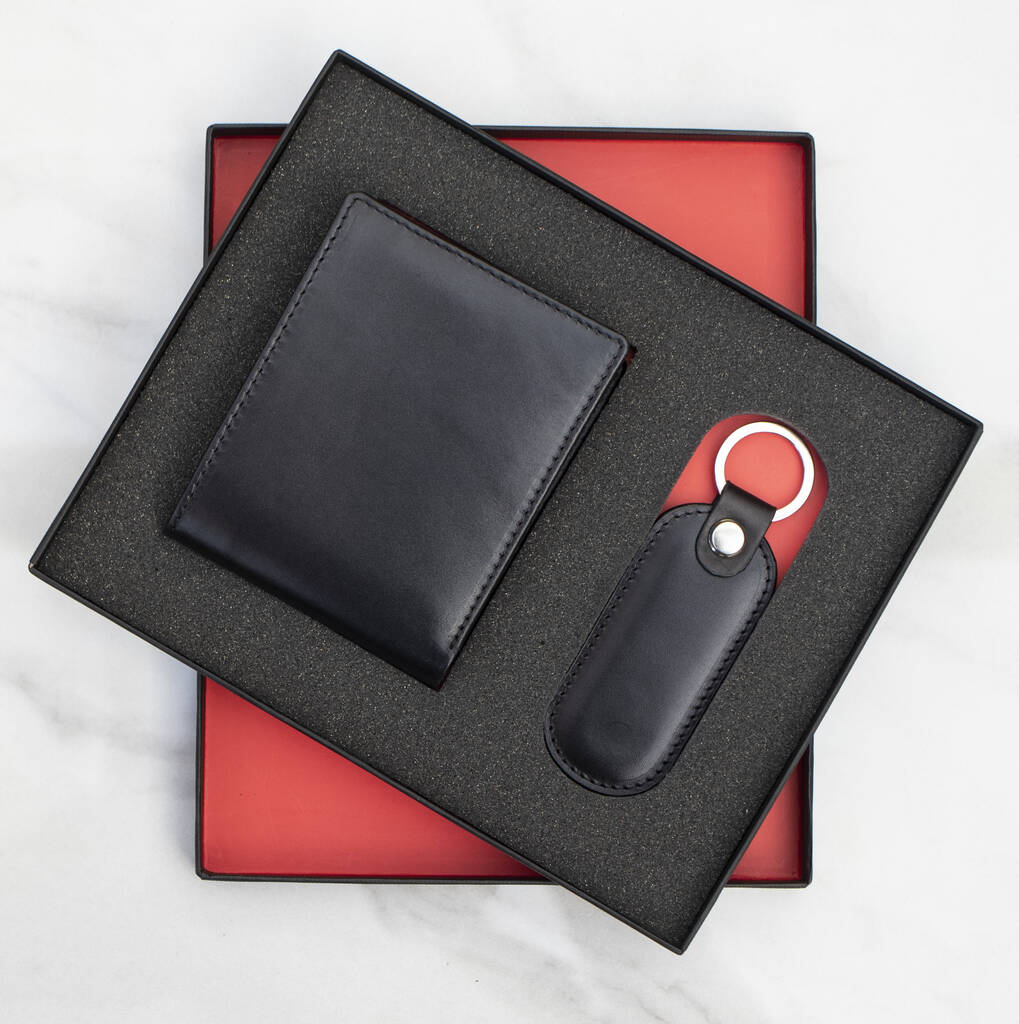 Mens Personalised Leather Wallet Gift Set By Wombat ...