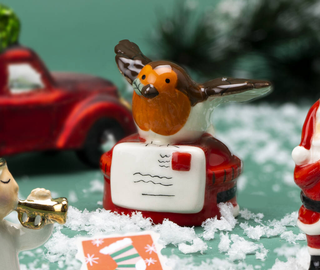 Ceramic Robin And Letterbox Charm With Gift Box By CGB Giftware ...