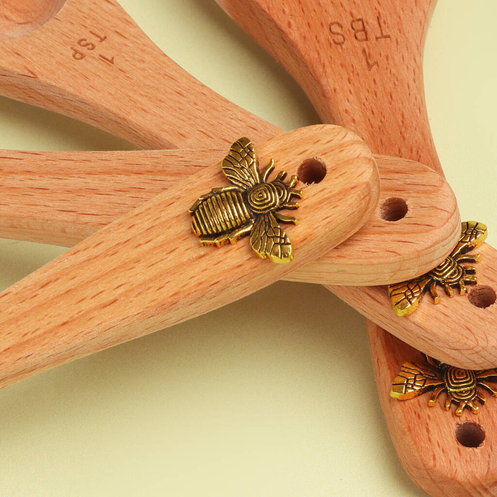 G Decor Set Of Four Bee Measuring Spoons By G Decor ...