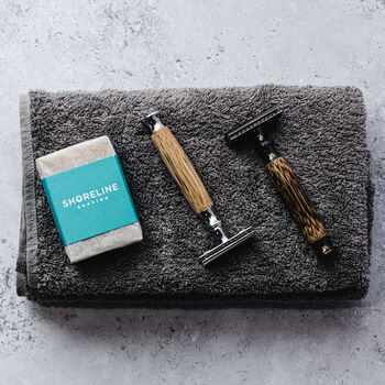 Premium Eco Shaving Gift Set With Bamboo Safety Razor By Shoreline ...