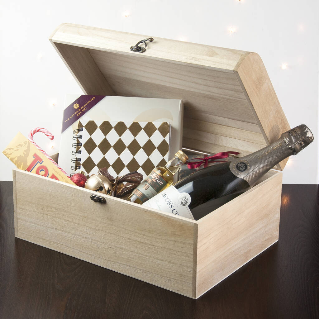 Personalised Family Christmas Eve Wooden Chest By JUNGLEY ...