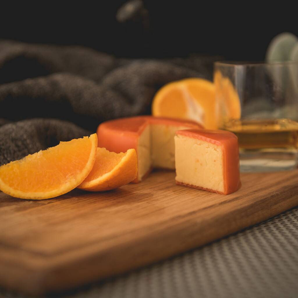 Orange And Whiskey Cheddar Cheese Truckle 200g By The Chuckling Cheese ...