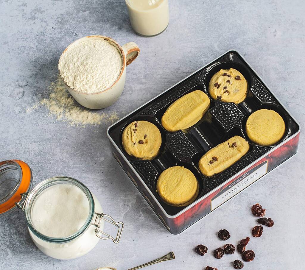 Chocolate Chunk Shortbread Biscuit Gift Set By Martin's Chocolatier ...