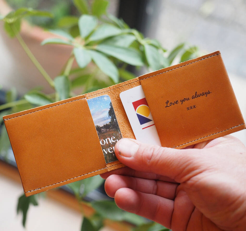 Cricket Fans Personalised Leather Card Holder By Stabo ...