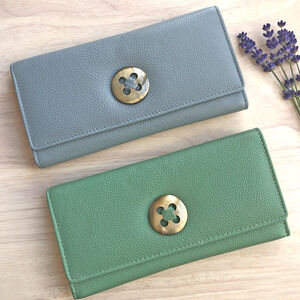 Women's Fashion Accessories