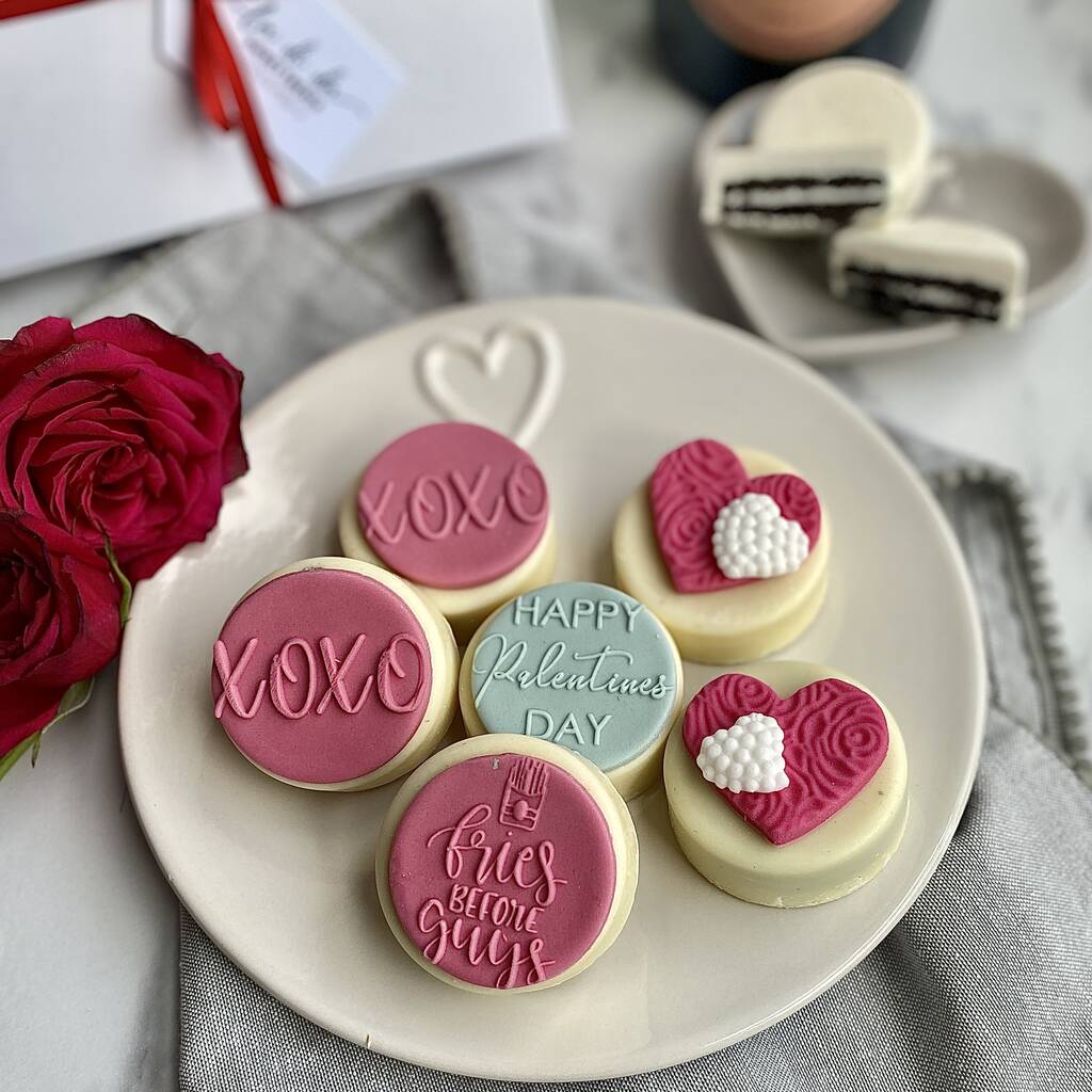 Palentine Oreo Gift Box By La di da Sweet Treats | notonthehighstreet.com