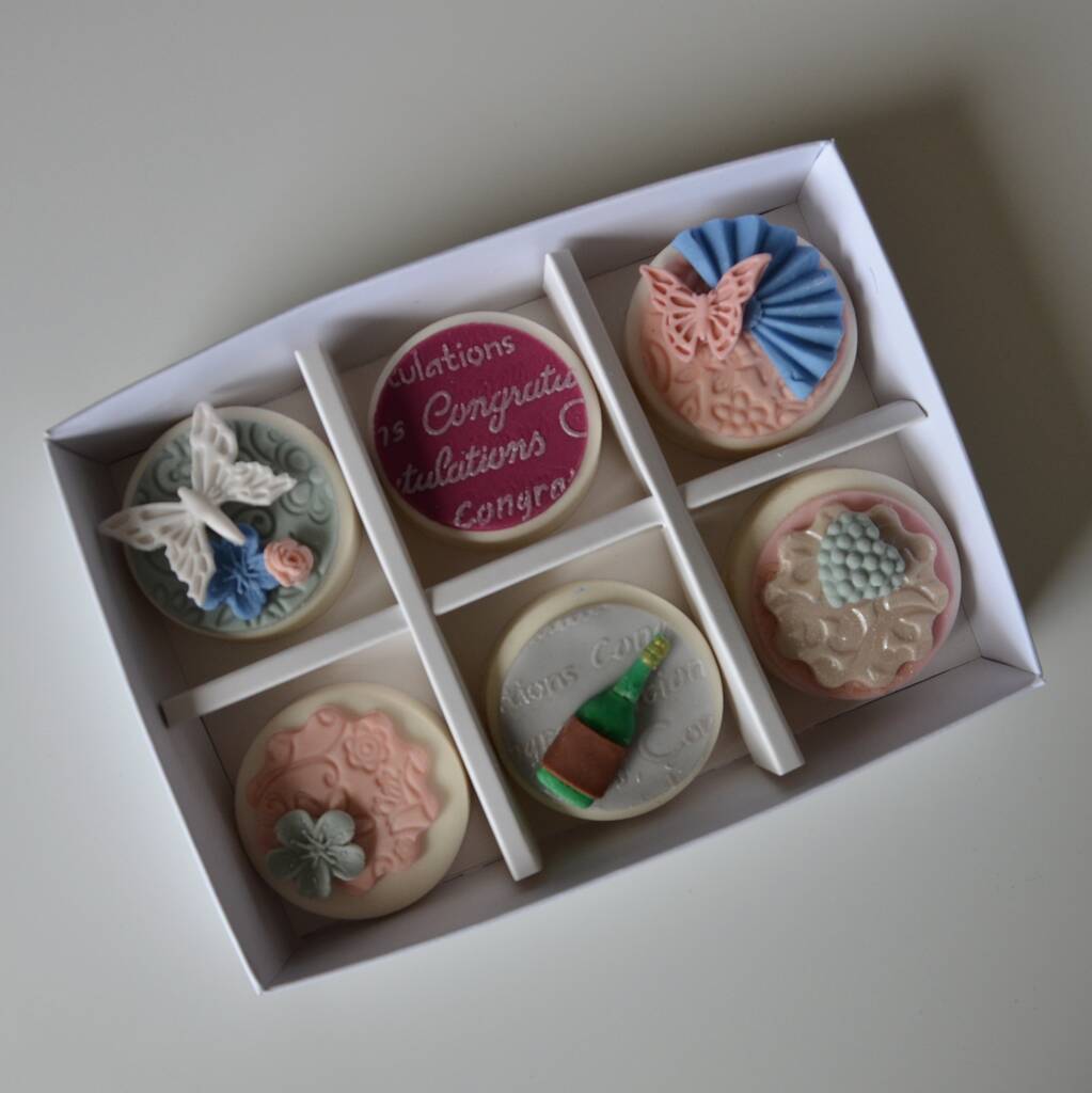 Personalised Celebration Oreo Gift Box By La Di Da Sweet Treats ...
