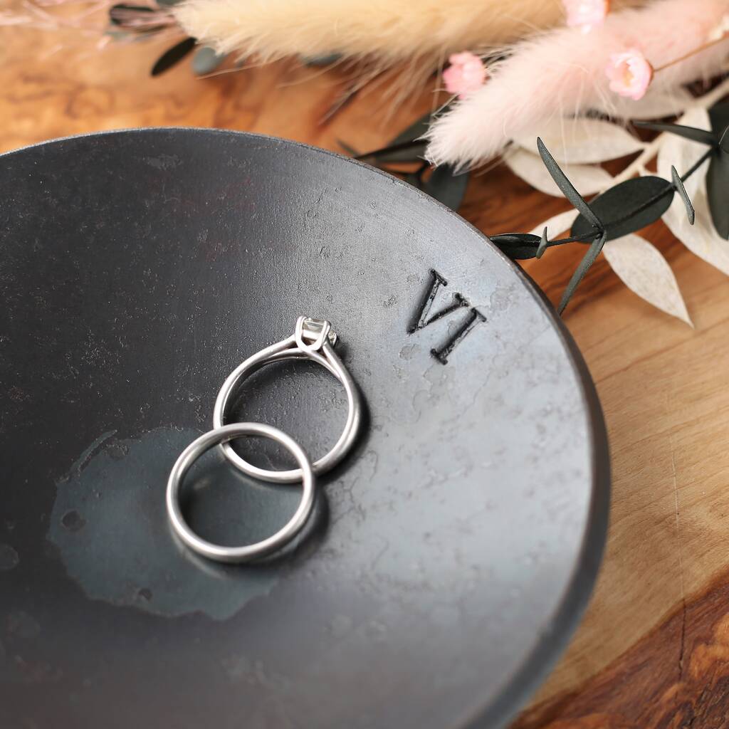 6th Anniversary Round Iron Dish Pressed Smooth Finish By Coach House ...