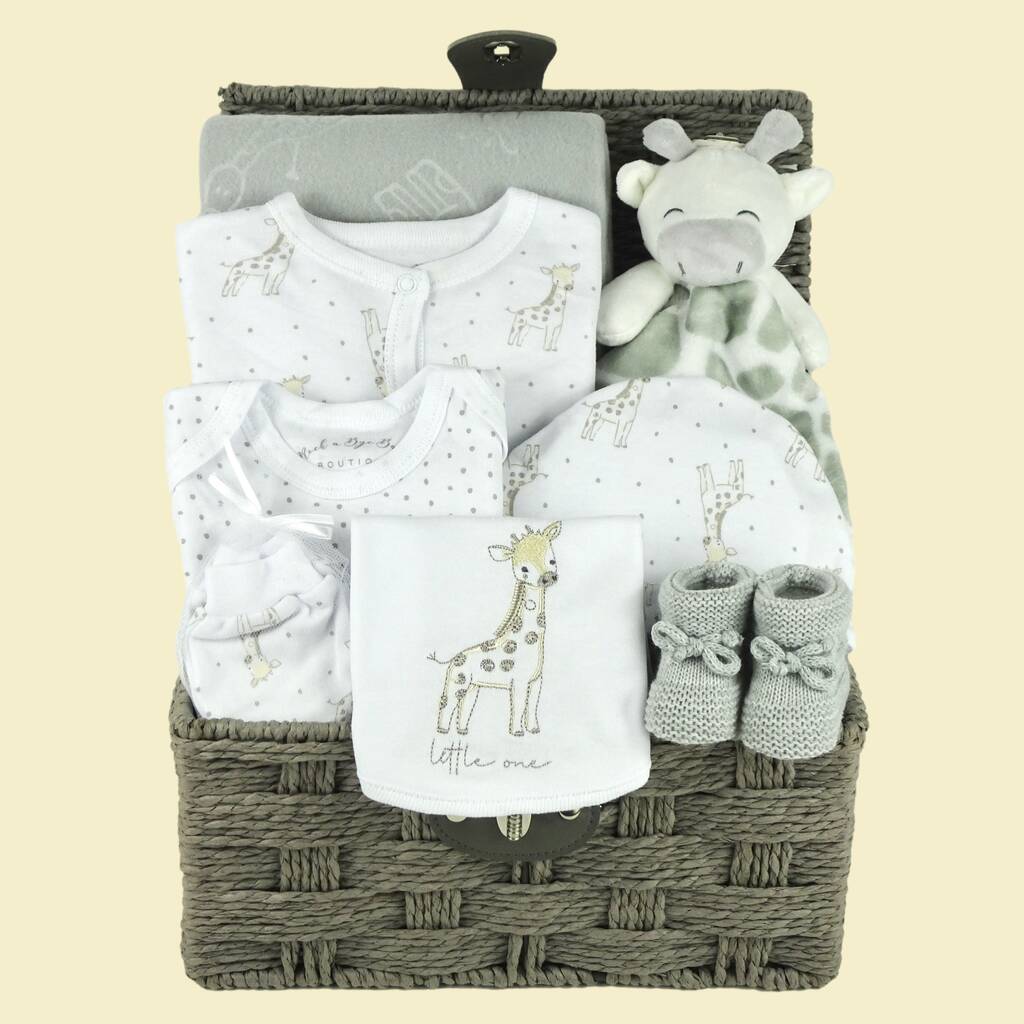 Little One Giraffe New Baby Gift Set Hamper By The Baby Hamper Store