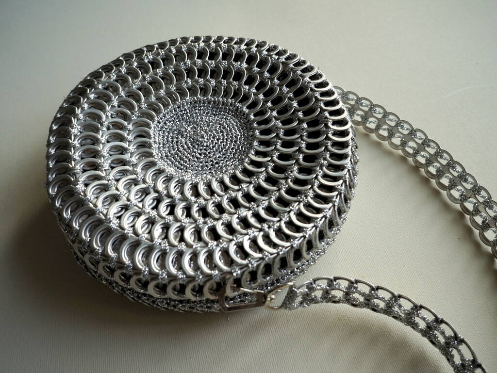 Round Daisy Chain Crochet Ring Pulls Handbag By Smart Deco Style ...