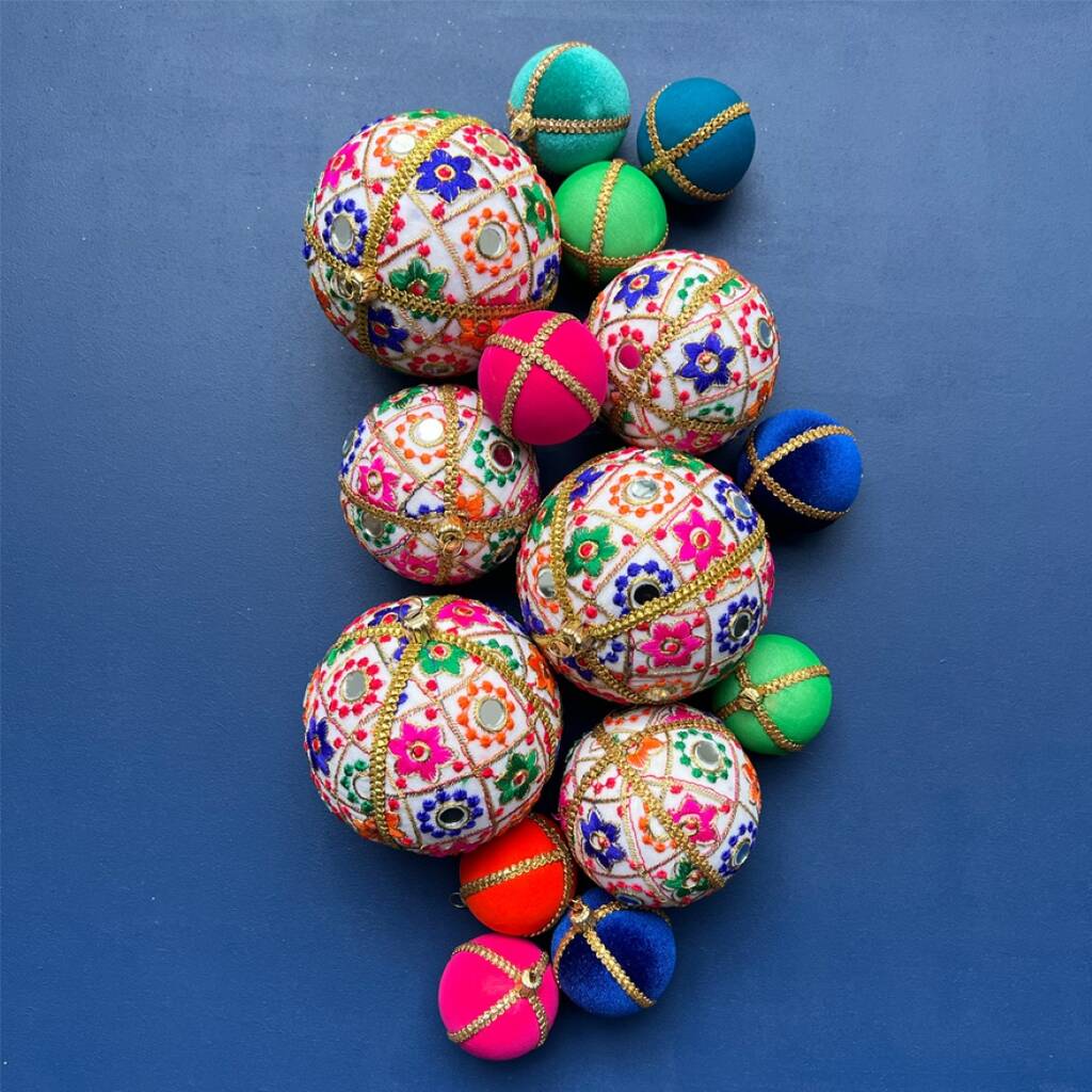 Mahavir Bauble By Marisha Mistry