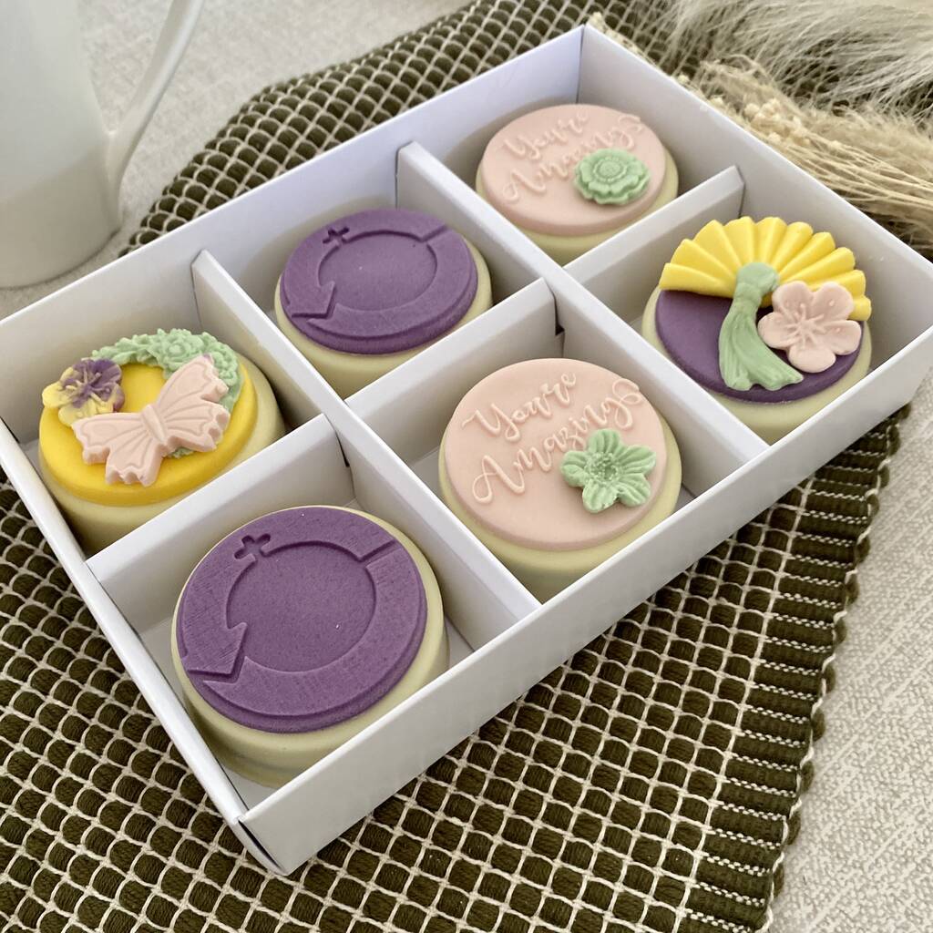 International Women's Day Chocolate Covered Oreo Gift By La di da Sweet ...