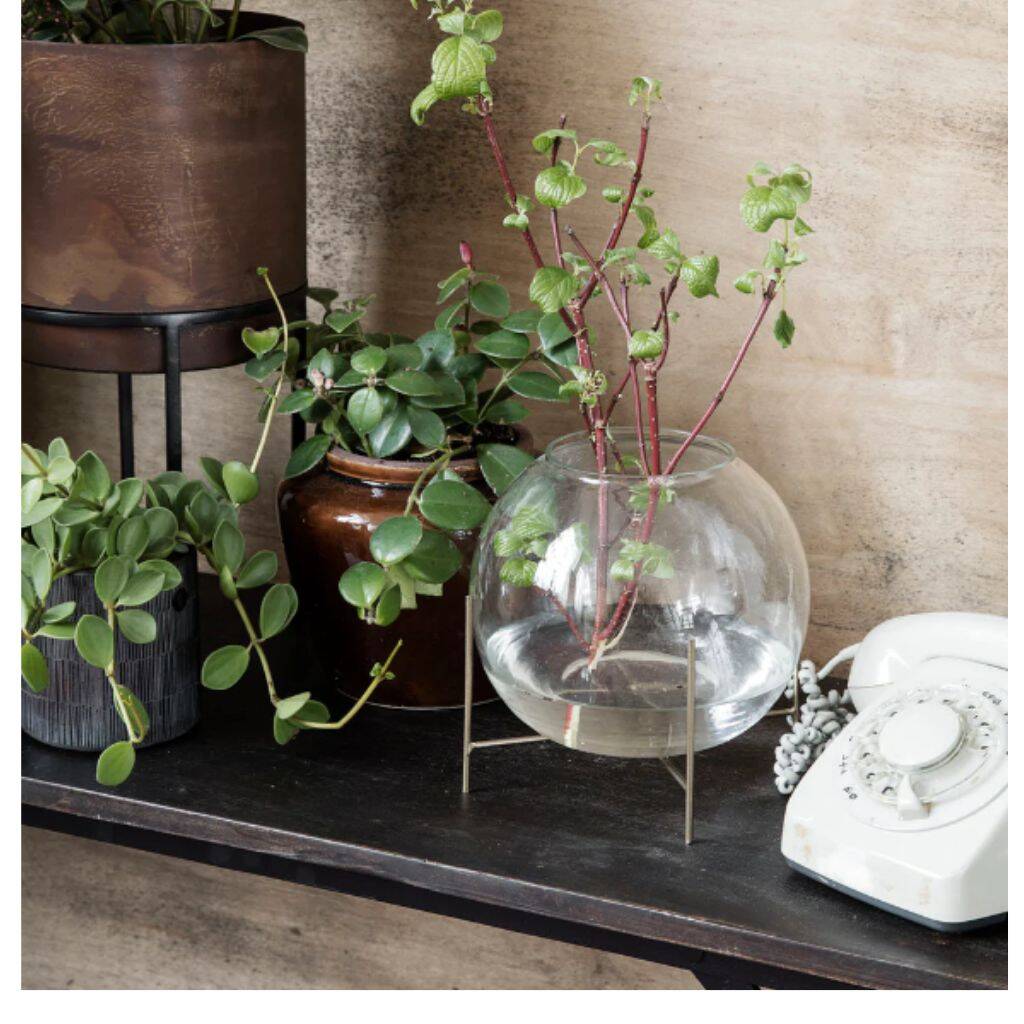 Vase W/ Stand, Ada By Maitri