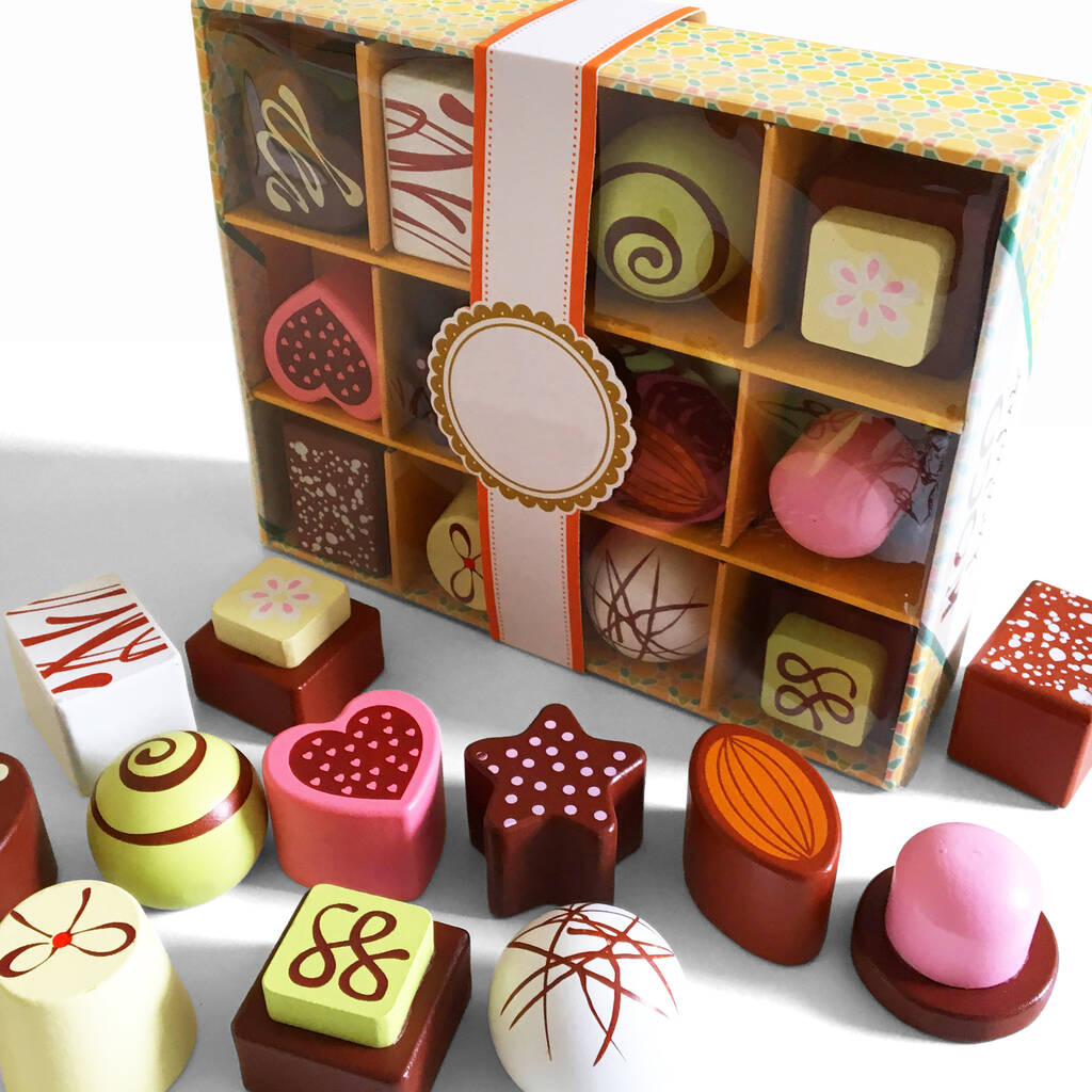 Wooden Chocolate Box, 12 Piece Play Food Set With Box By Bee Smart ...