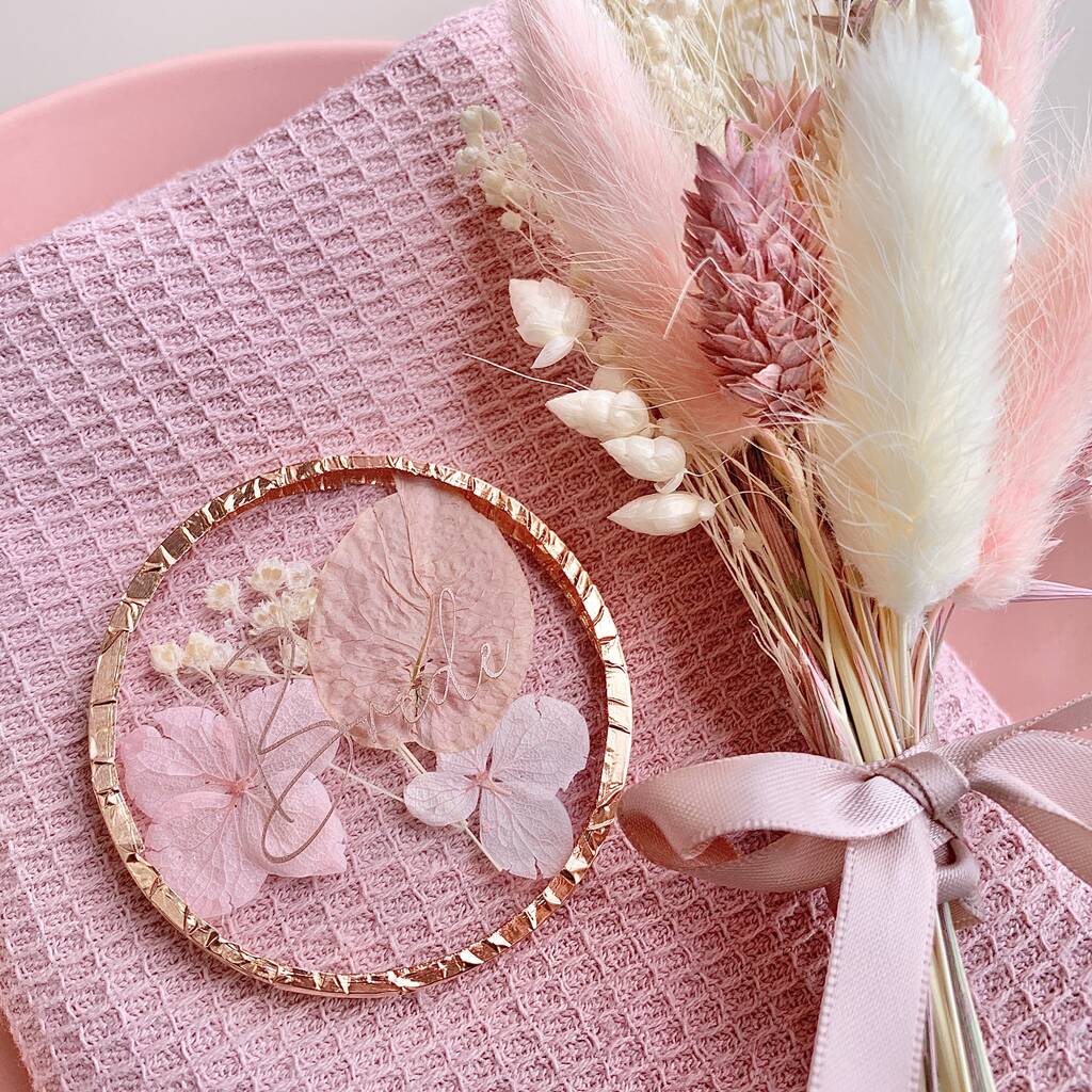 Dried Flower Table Place Name Setting | Wedding Party By Dollz Confetti ...