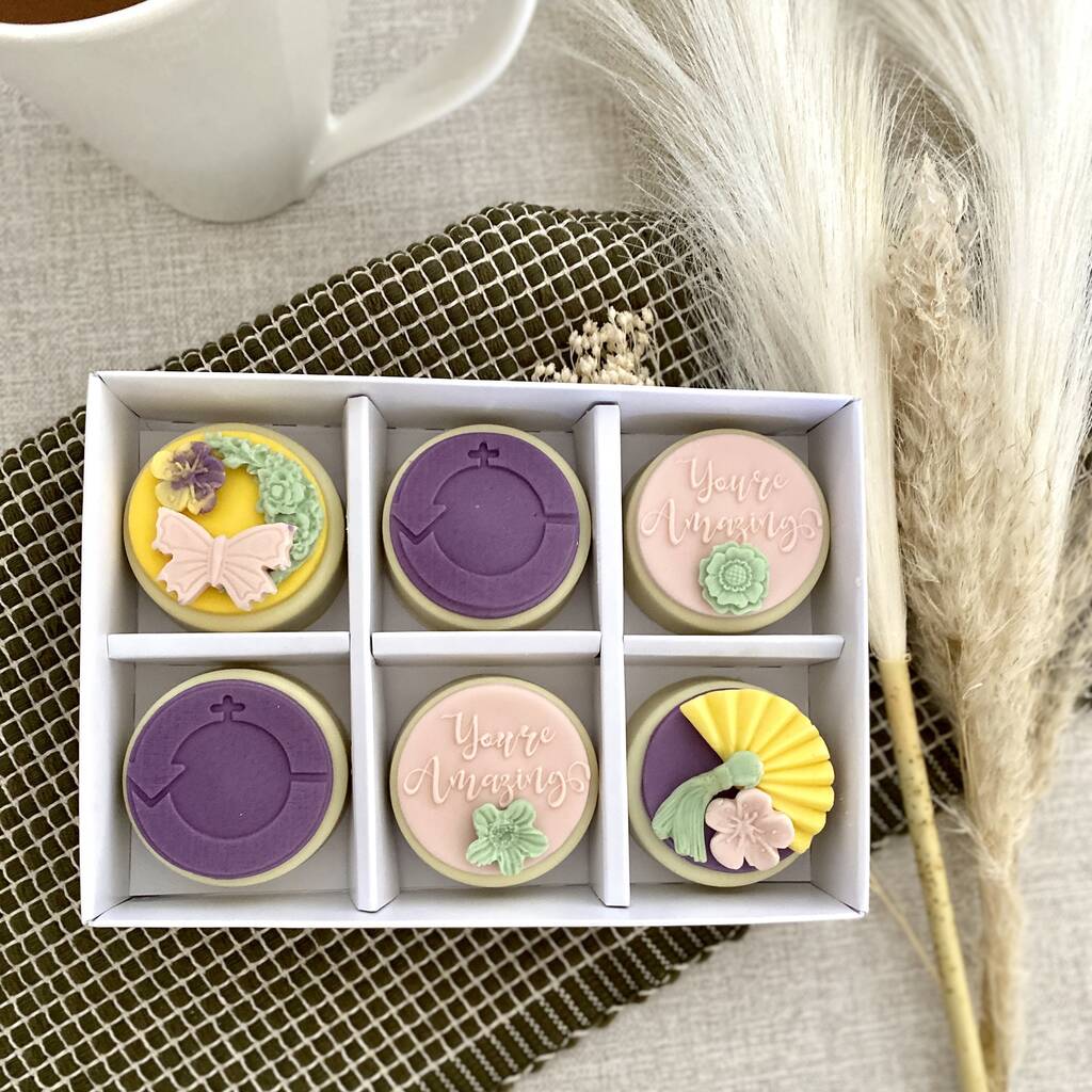 International Women's Day Chocolate Covered Oreo Gift By La di da Sweet ...