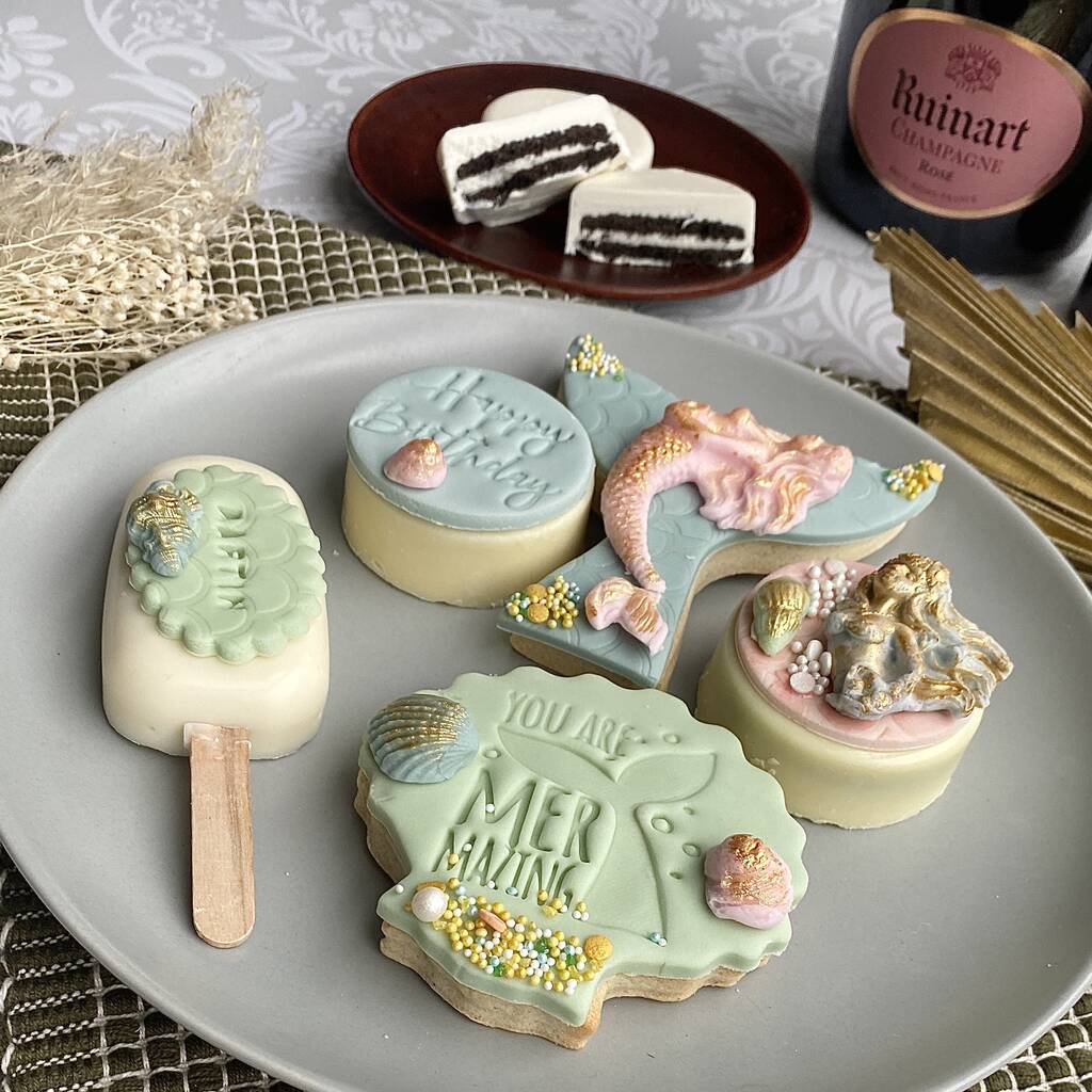Mermaid Sweet Treat Hamper Gift By La Mira Sweet Treats ...
