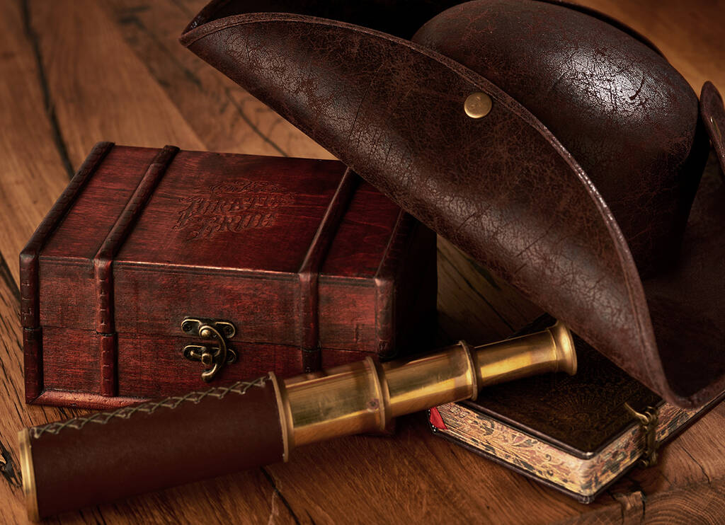 Miniatures Gift Set By Pirate's Grog By Pirate's Grog Rum ...