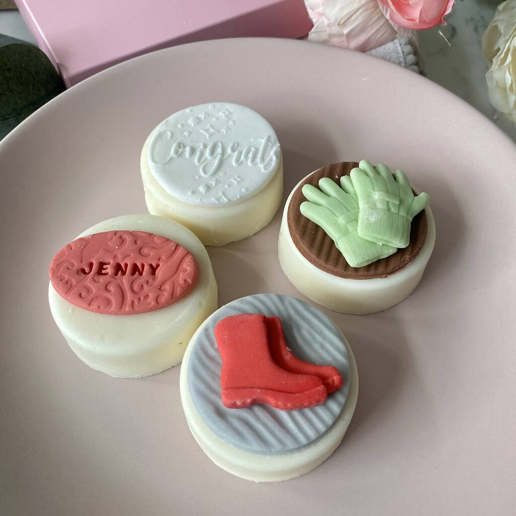 Gardening Chocolate Coated Oreo Gift By La di da Sweet Treats ...