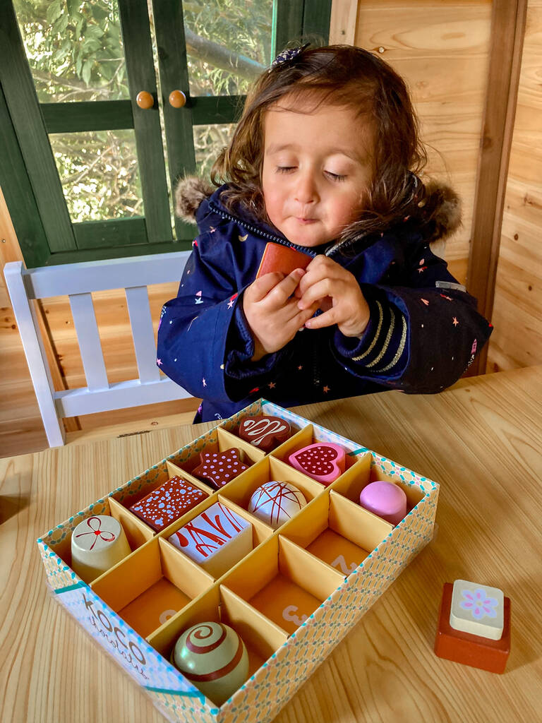 Wooden Chocolate Box, 12 Piece Play Food Set With Box By Bee Smart ...